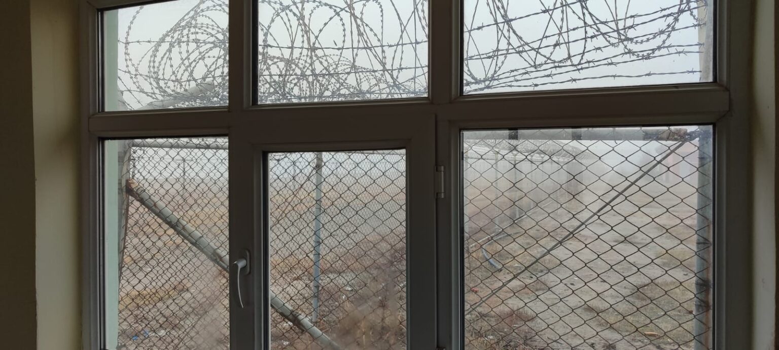 How to cross the Shir Khan border from Tajikistan to Afghanistan ...