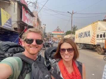 How to cross the Sonauli border between India and Nepal - WhirledAway