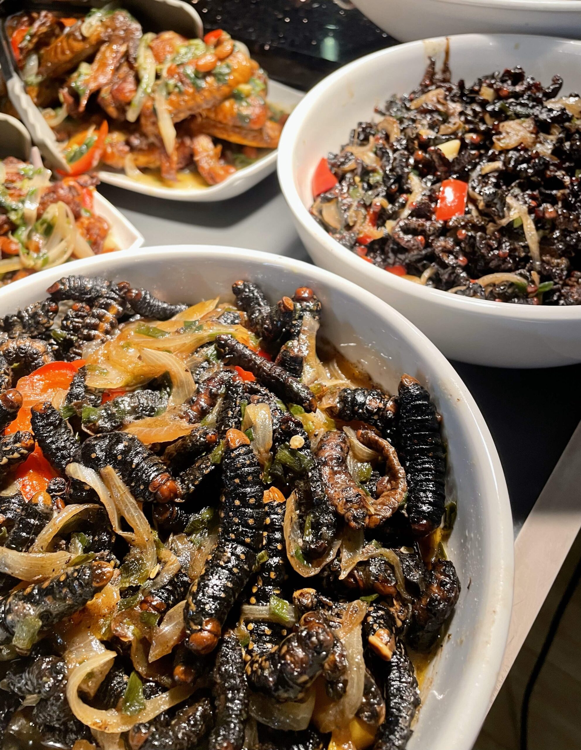 Crossing the border between DR Congo (Lufu) and Angola (Luvo) - WhirledAway